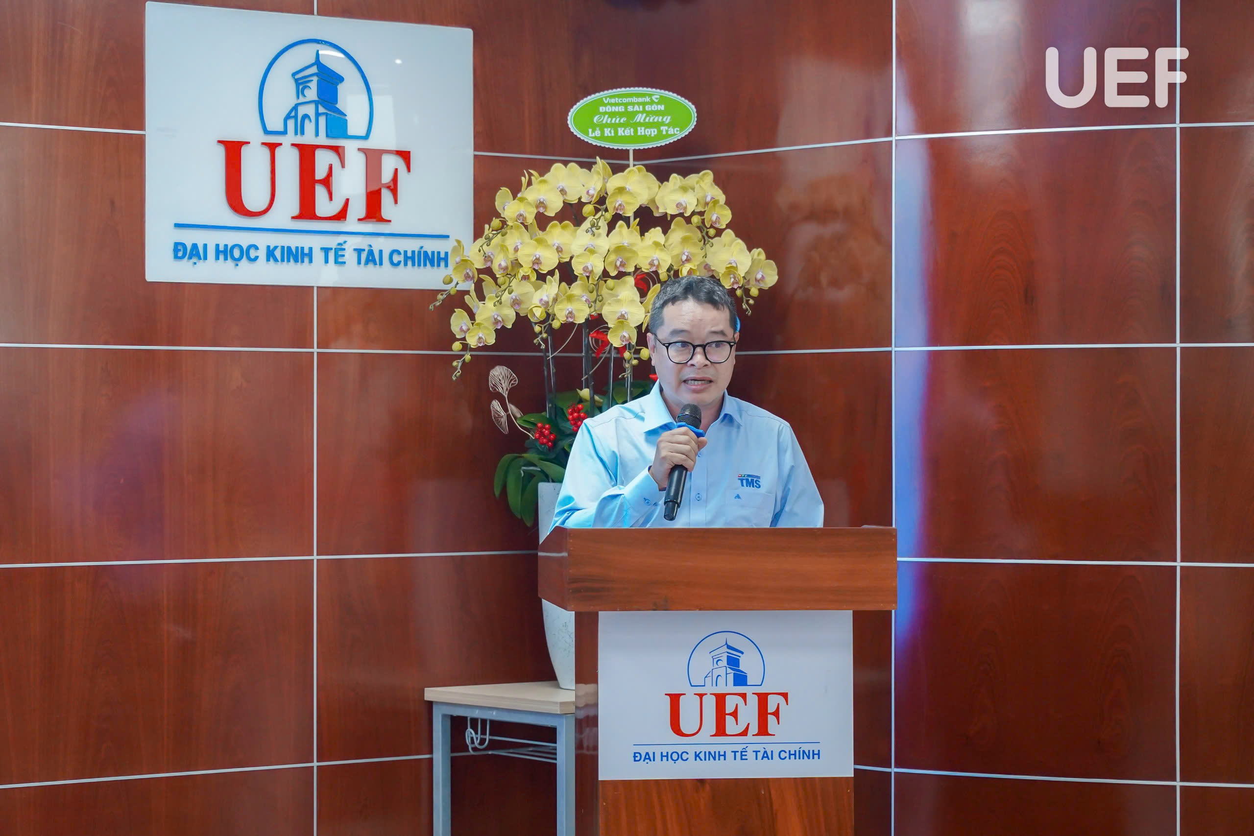 LỄ KÝ KẾT HỢP TÁC GIỮA CÔNG TY HTV-TMS VÀ TRƯỜNG ĐẠI HỌC KINH TẾ - TÀI ...